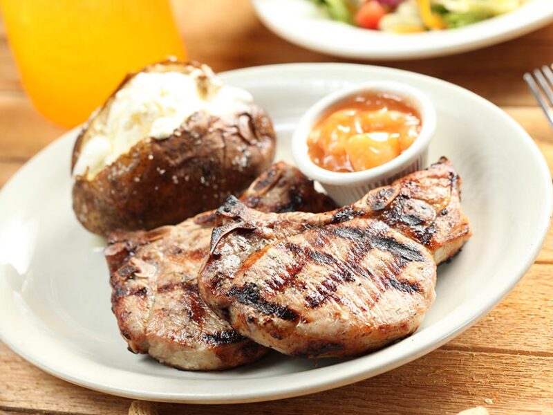 Delicious, Fall-off-the-Bone Ribs – Logan's in the Carolinas